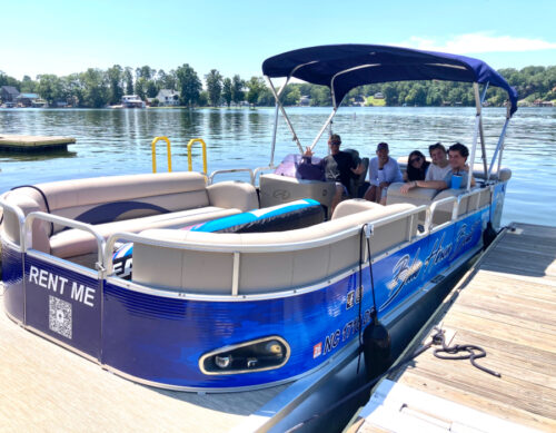 Pontoon Boat Rentals in North Carolina | Blue Heron Boats